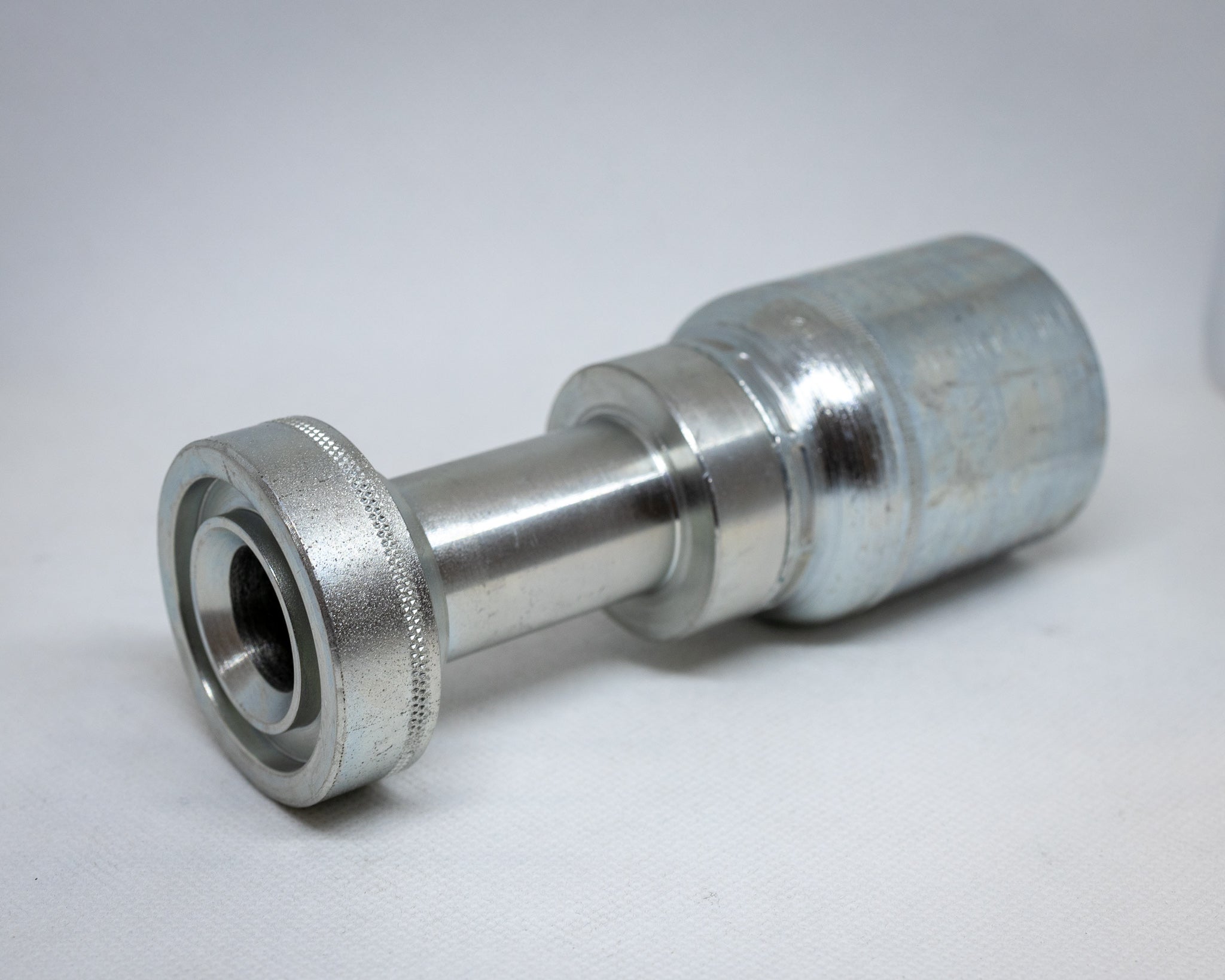 U Series (4 Wire): CAT Flange Straight