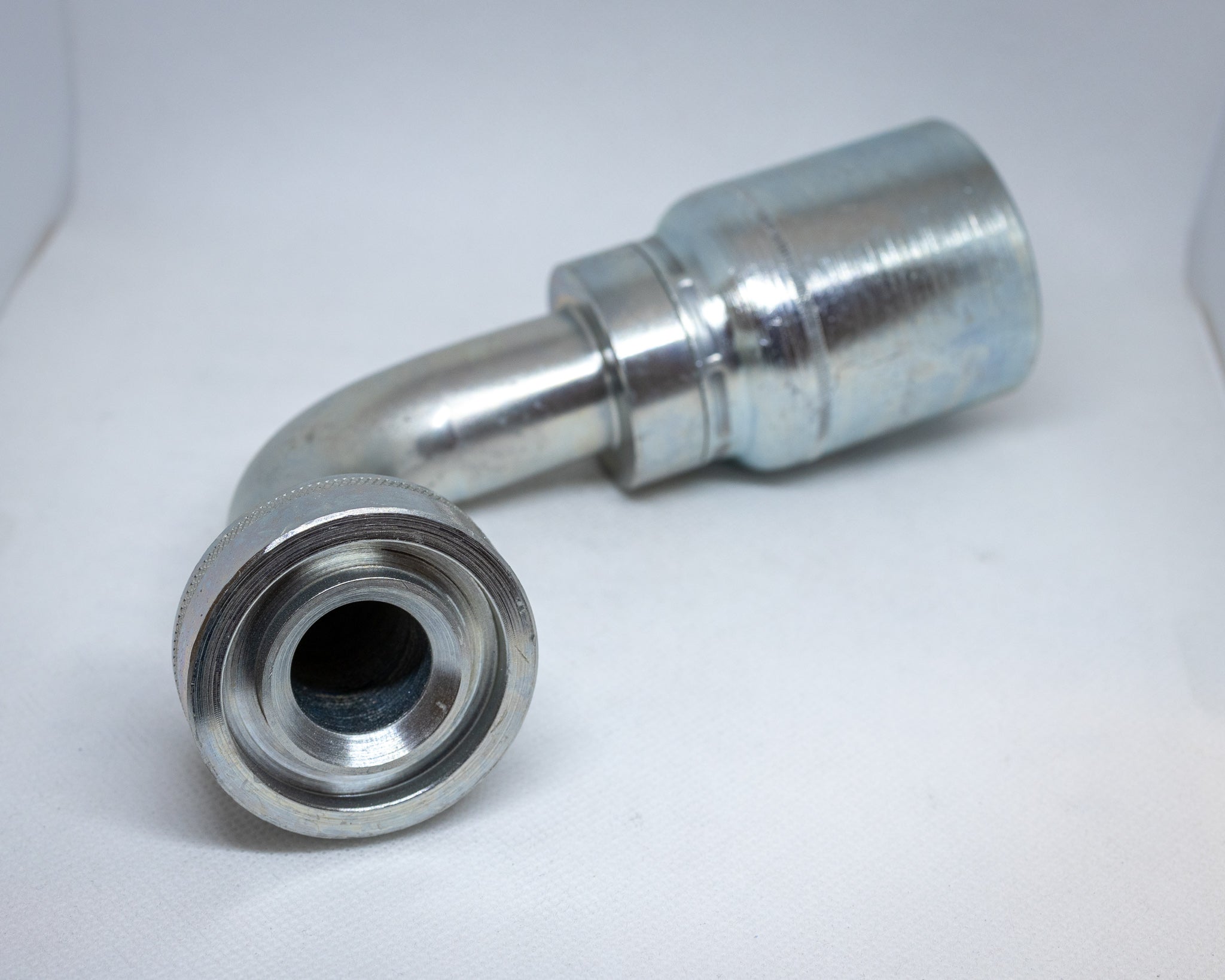 U Series (4 Wire): CAT Flange 90