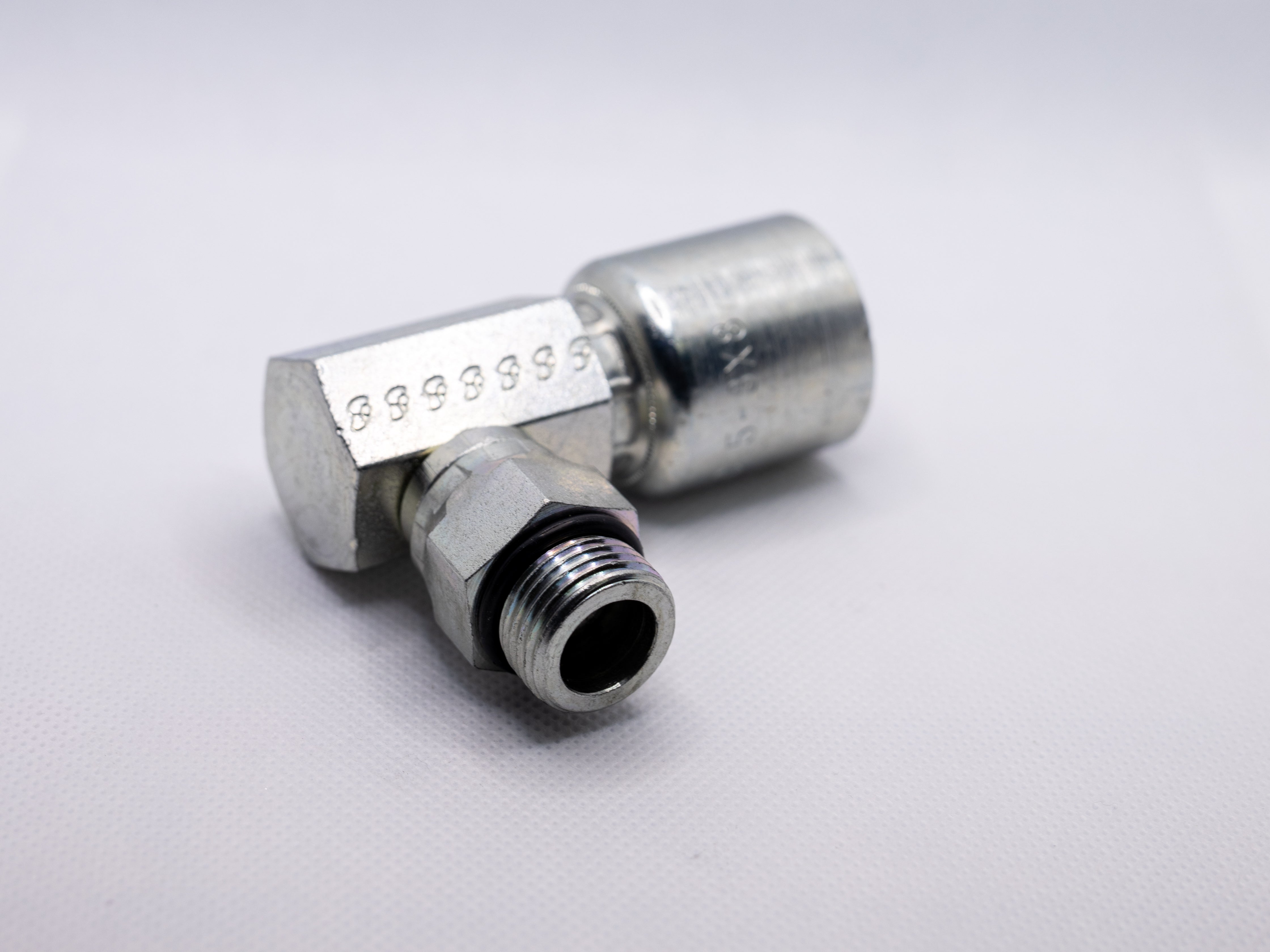 Interchange Z Series: ORB Male 90 Swivel