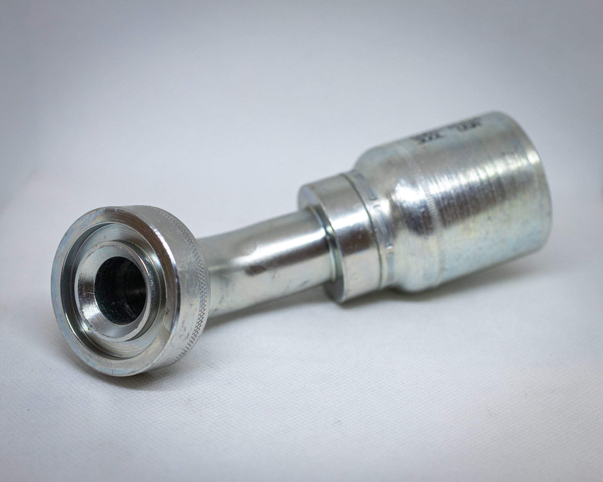 43020UC45 (1 1/4" Hose X 1 1/4" CAT Flange 45)